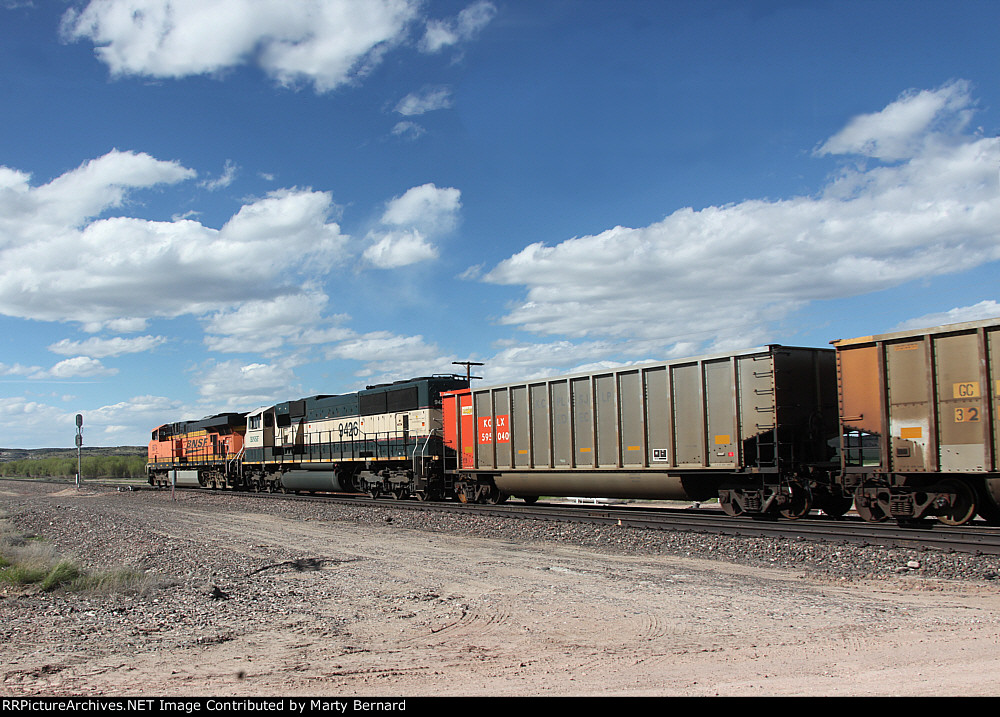 BNSF 6074 and 9426 at MP 122.7, Collins Road